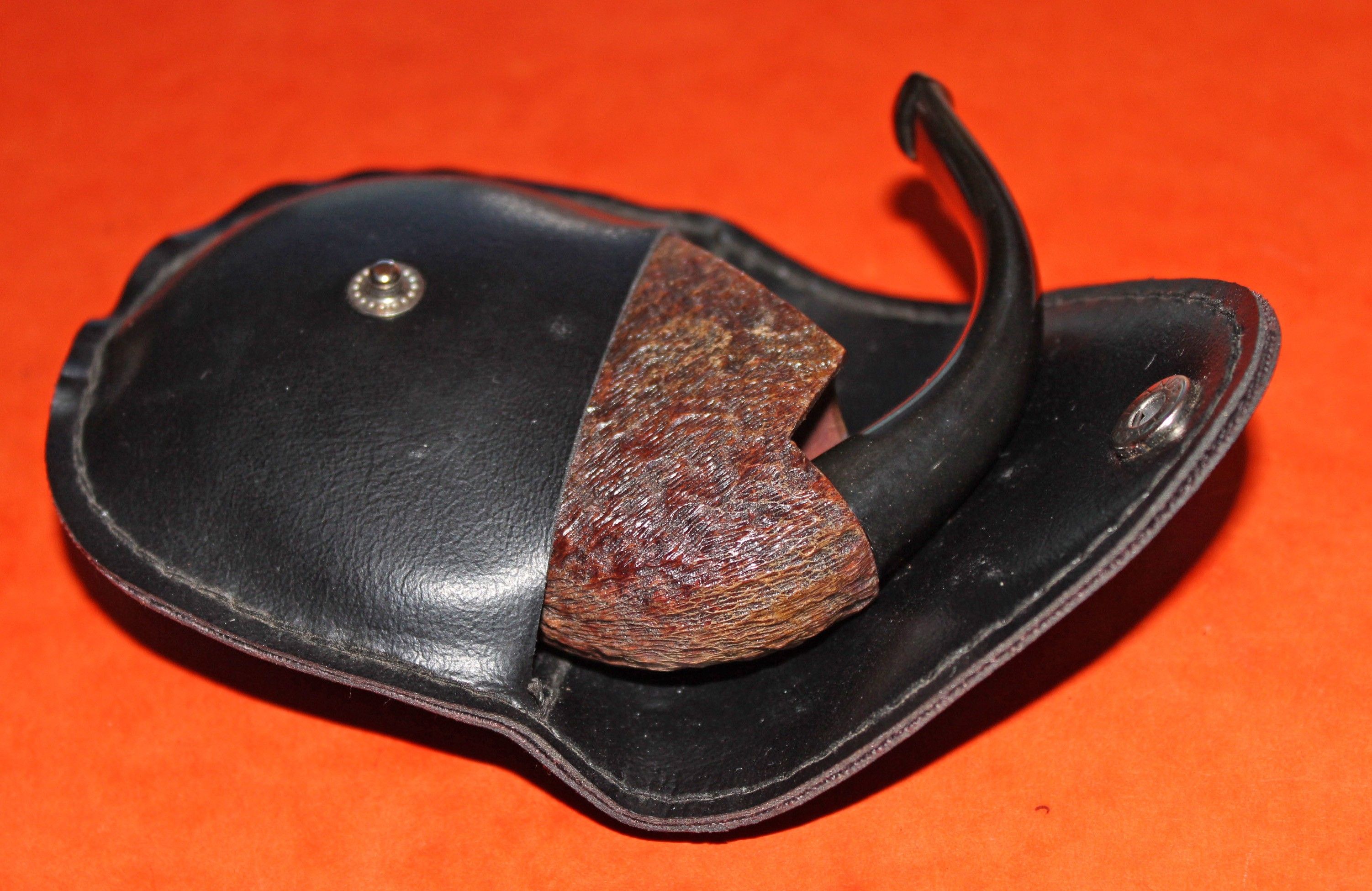 AUTHENTIQUE & RARE PIPE ROLEX EN BOIS AVEC ETUI EN CUIR