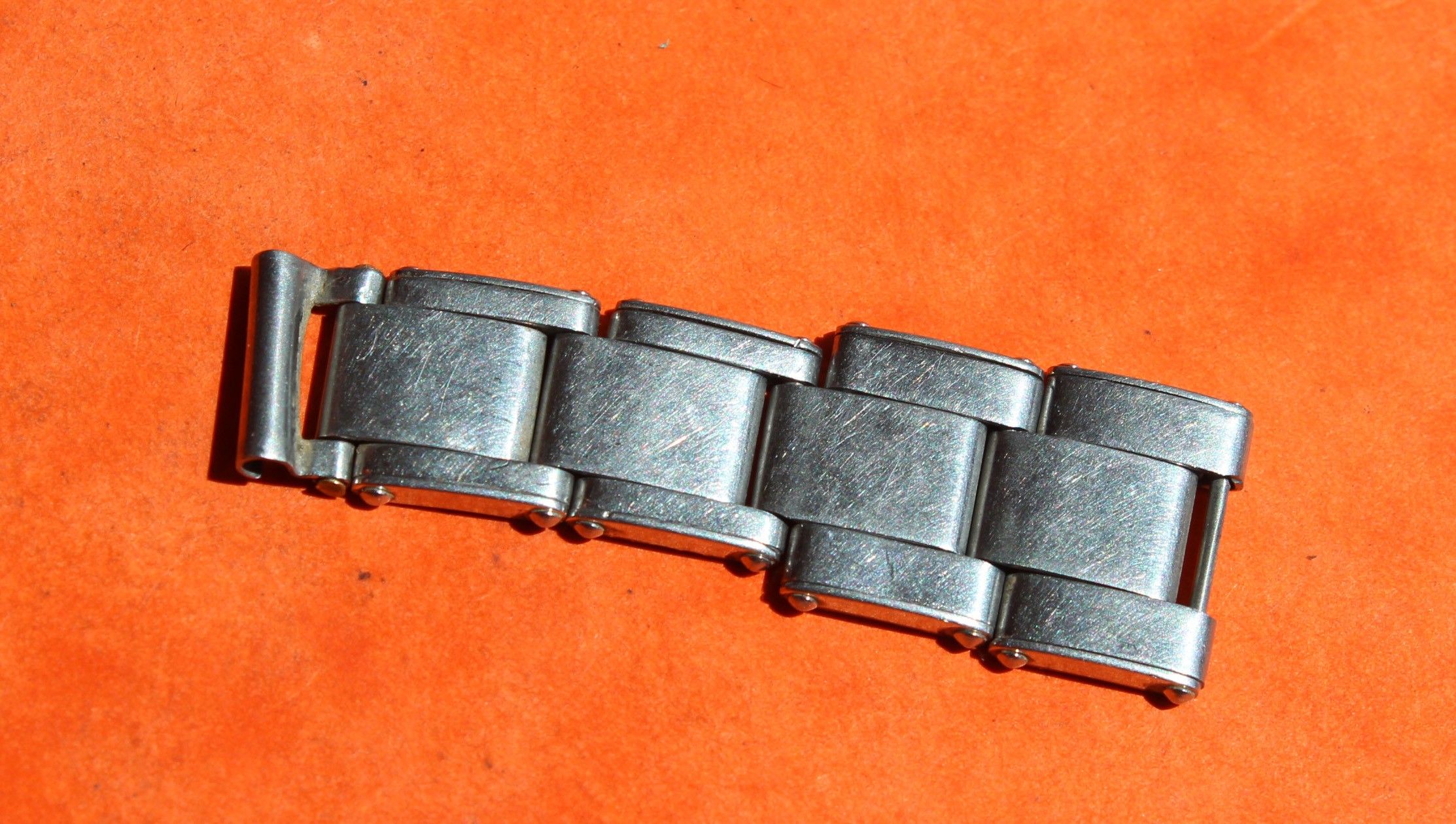 BIG CROWN" PARTIAL RIVETS LINKS 7205 Rolex 70's Rivet 19mm band Daytona ...