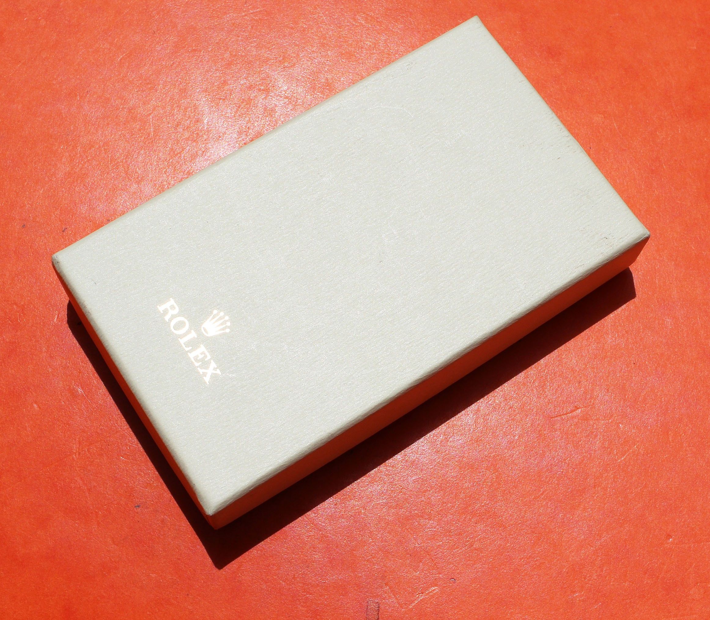 ROLEX RARE PENDENTIF COURONNE, CUBE / ACCESSOIRES COULEUR OR??? ?