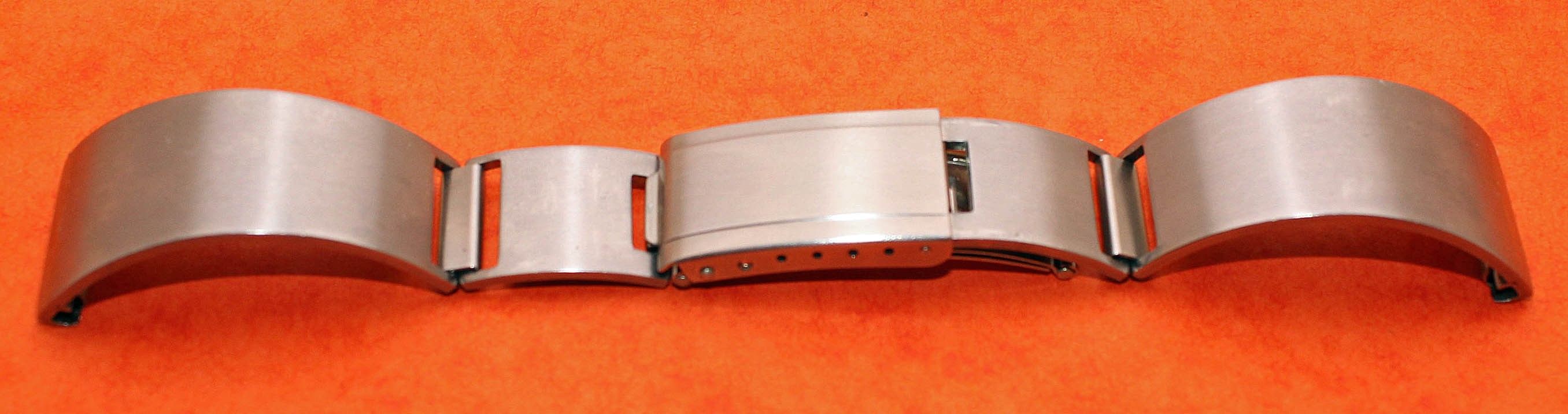 VINTAGE MOTORCYCLE Olongapo WATCH CURVED STAINLESS STEEL BRACELET 20mm ...