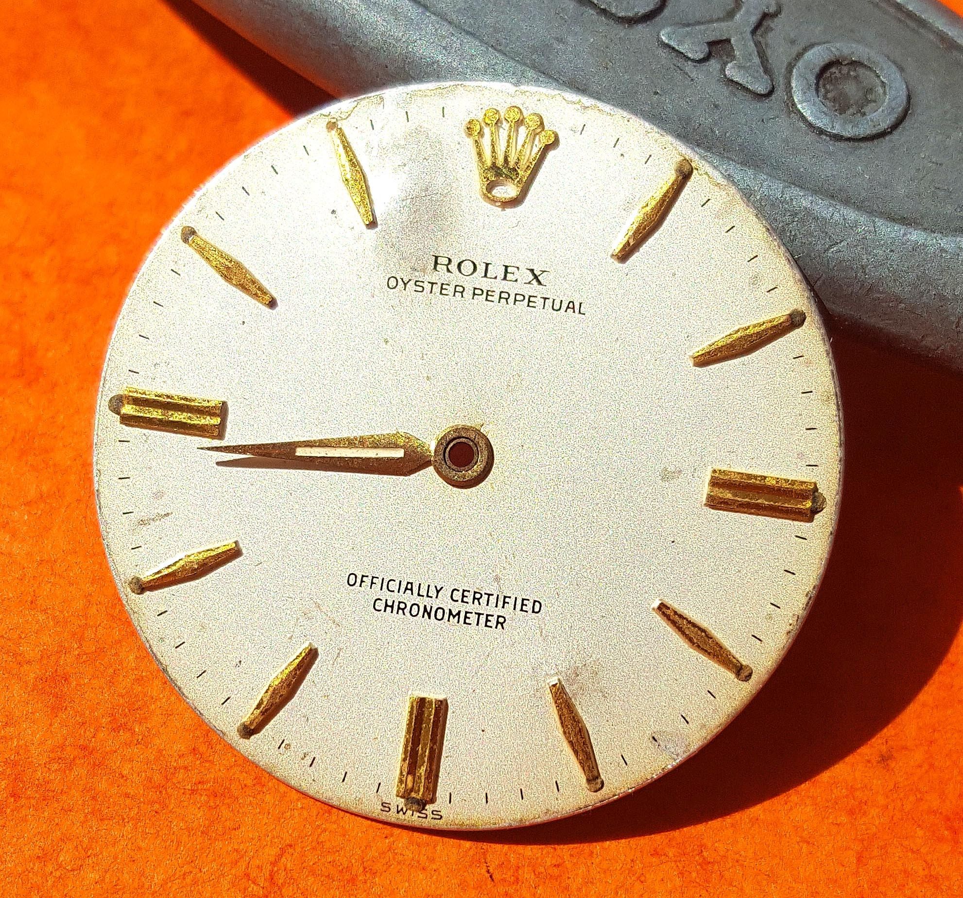 ROLEX OYSTER PERPETUAL 6580 CADRAN ARGENT DE MONTRES A RESTAURER CAL 1030