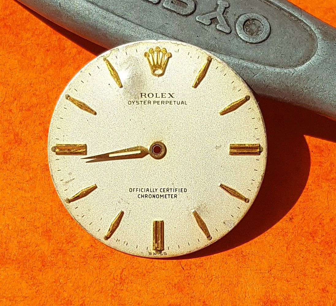 ROLEX OYSTER PERPETUAL 6580 CADRAN ARGENT DE MONTRES A RESTAURER CAL 1030