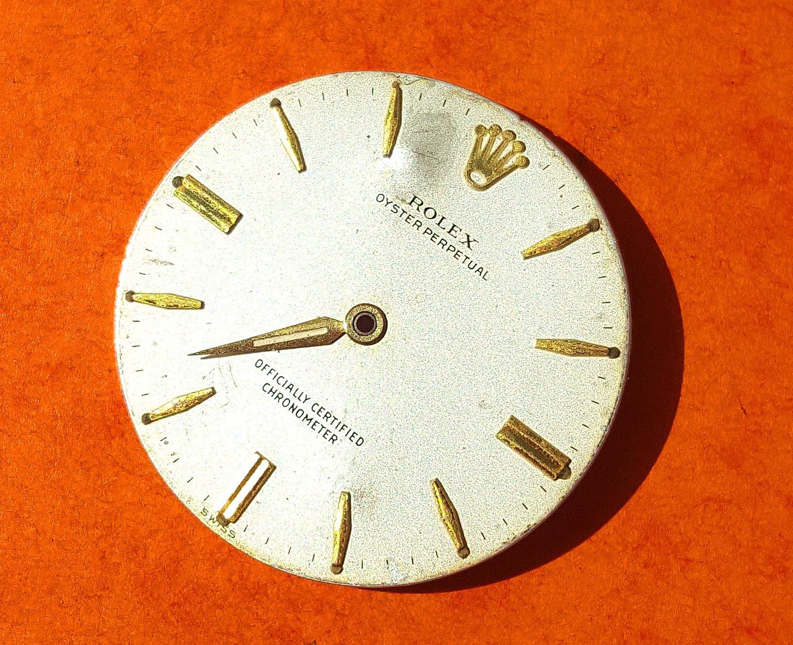 ROLEX OYSTER PERPETUAL 6580 CADRAN ARGENT DE MONTRES A RESTAURER CAL 1030